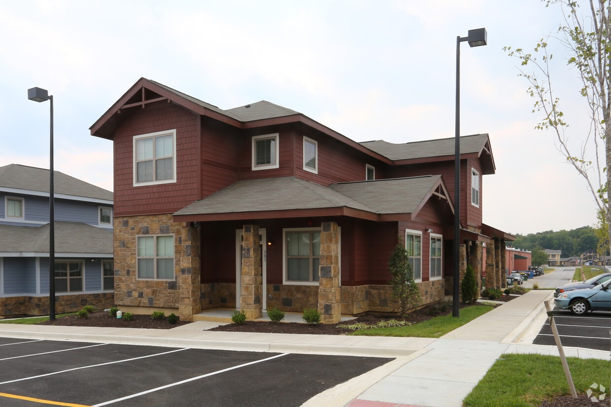 The Waverly - 501 Hamlet Way Newark, DE 19711 | Apartments.com