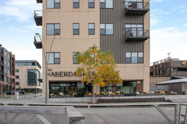 Flats On The Fox Apartments Apartments - Green Bay, WI | Apartments.com