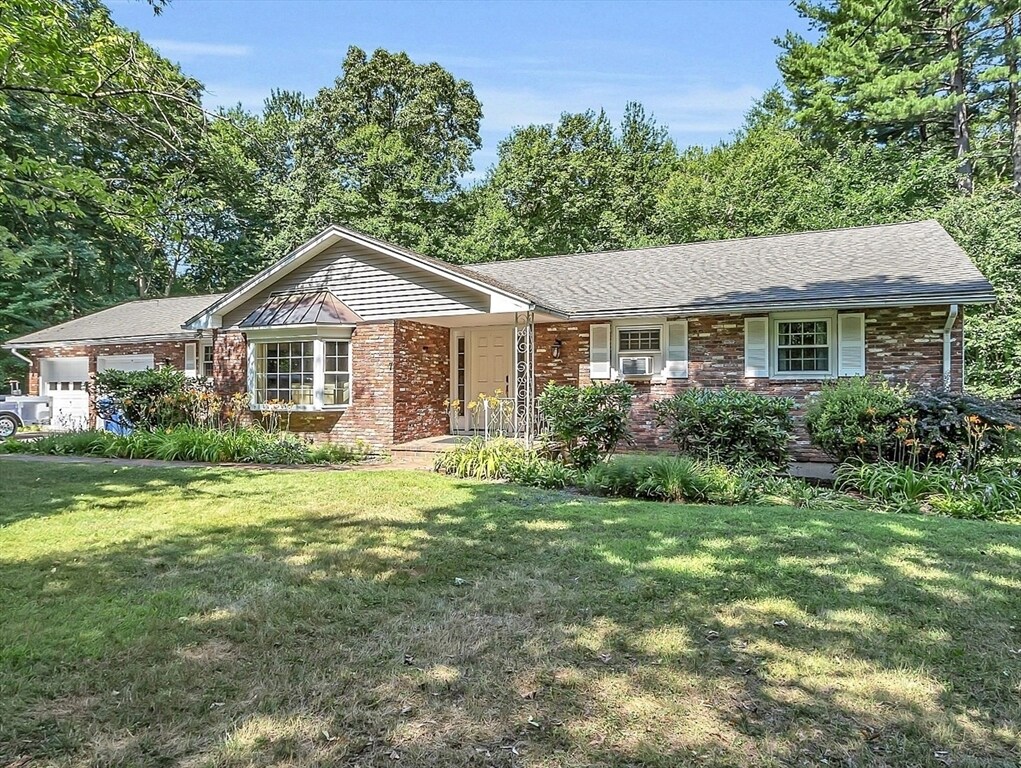 7 Brierwood Cir, Andover, MA 01810 - House Rental in Andover, MA ...