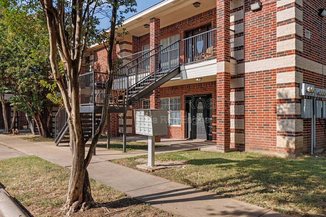 1521 Bagby Ave Unit F, Waco, TX 76706 - Room for Rent in Waco, TX ...