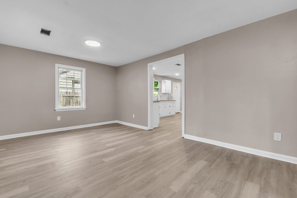 1577 S Highland St, Memphis, TN 38111 | Apartments.com