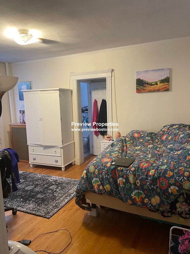 28 Quint Ave Unit 14, Boston, MA 02134 - Condo for Rent in Boston, MA ...