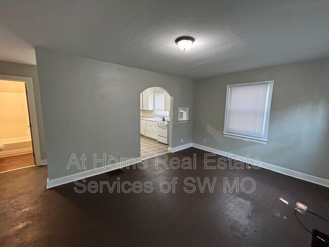 217 W Grand St Unit #6, Springfield, MO 65807 - Condo for Rent in ...