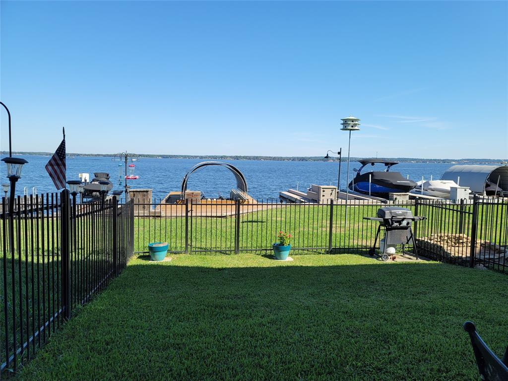 14 Regency Point, Montgomery, TX 77316 - Condo for Rent in Montgomery ...