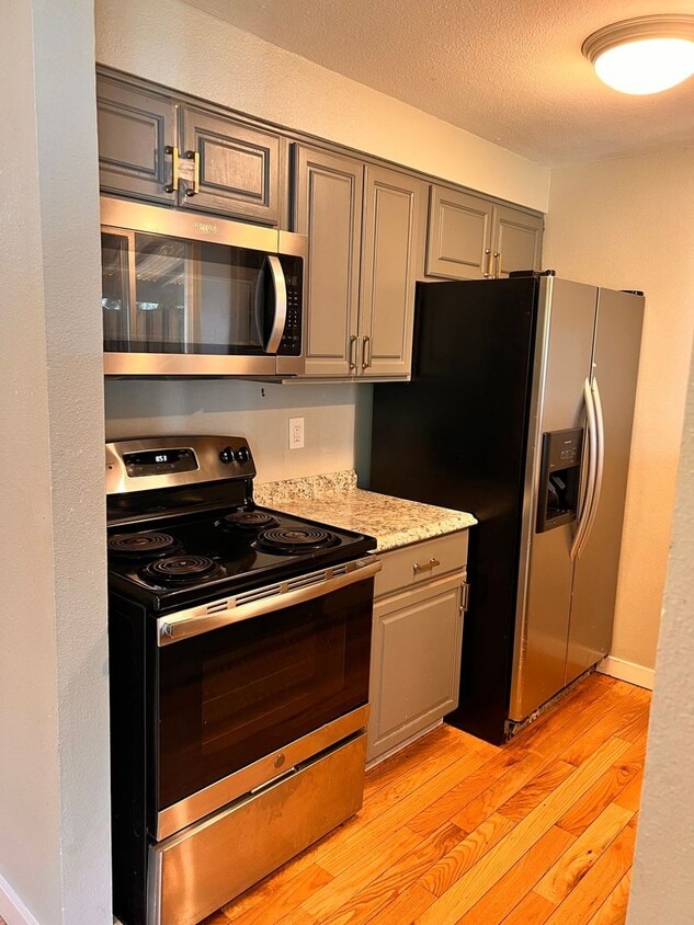 2402 SE 9Th Ct Unit 2402, Gresham, OR 97080 - Room for Rent in Gresham ...