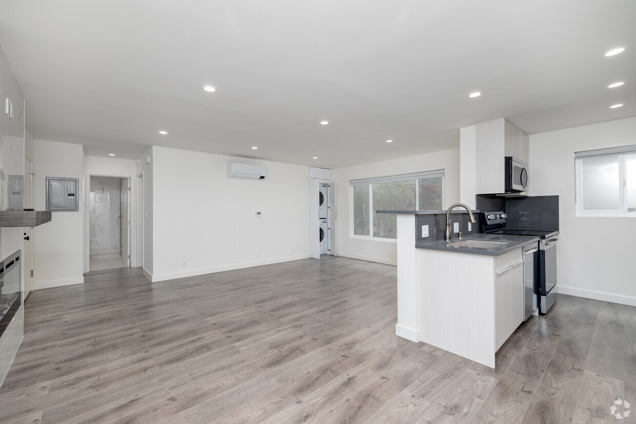 230 Apartments for Rent in Santa Monica, CA | Westside Rentals