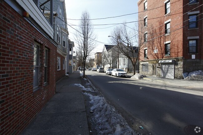 38 Salem St Salem, MA 01970 Rentals - Salem, MA | Apartments.com