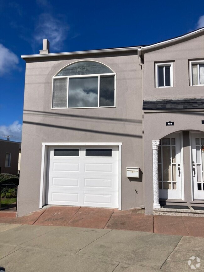 Sign Hill Apartments for Rent with a Garage - South San Francisco, CA ...