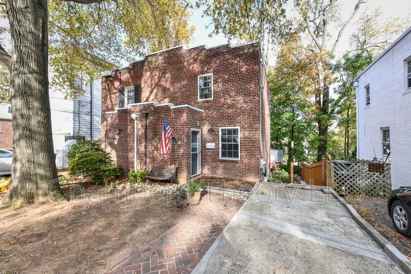 1617 N Colonial Terrace, Arlington, VA 22209 - House Rental in ...