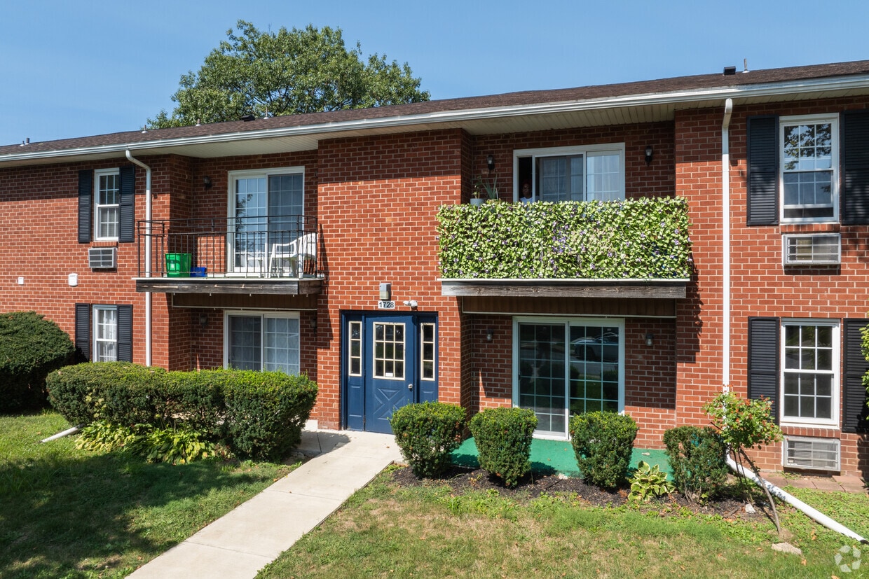 Oak Hollow Apartments - Apartments in Bethlehem, PA | Apartments.com