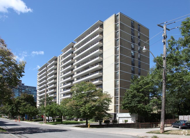 200 Roehampton Apartments - 200 Roehampton Ave Toronto, ON | Apartments.com