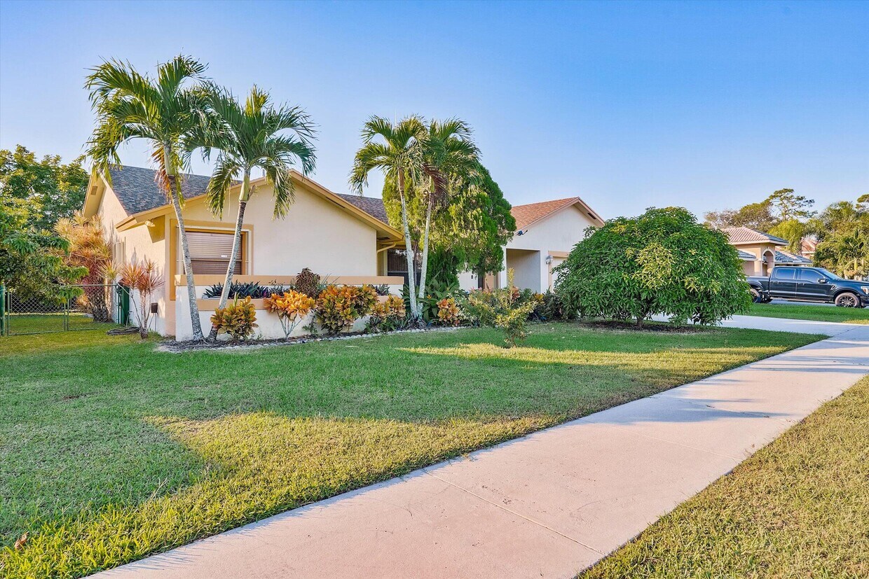 13790 Paddock Dr, Wellington, FL 33414 - House Rental in Wellington, FL ...