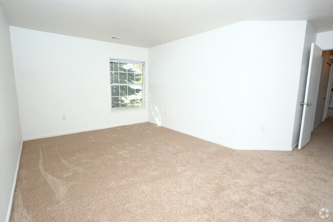 Eagle Ridge Square Apartments Apartments - Flint, MI | Apartments.com