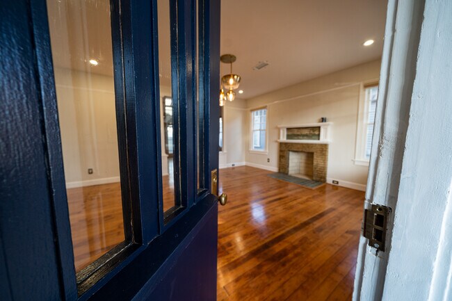 1258 Essex St, San Diego, CA 92103 - House Rental in San Diego, CA ...