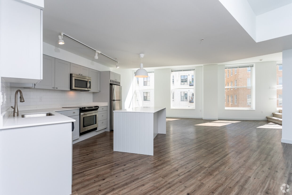 MKE Lofts - 725 N Plankinton Ave Milwaukee, WI 53203 | Apartments.com