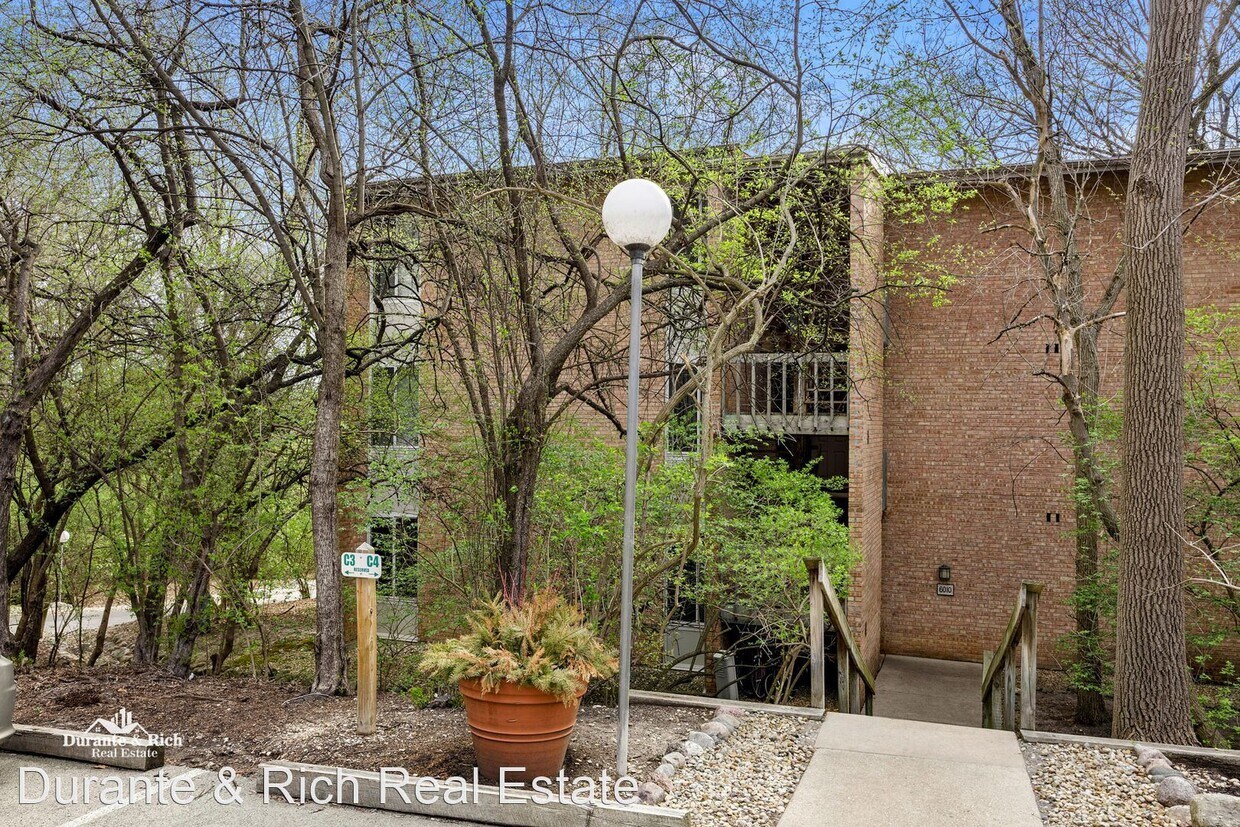 6010 Forest View Rd, Lisle, IL 60532 - House Rental in Lisle, IL ...