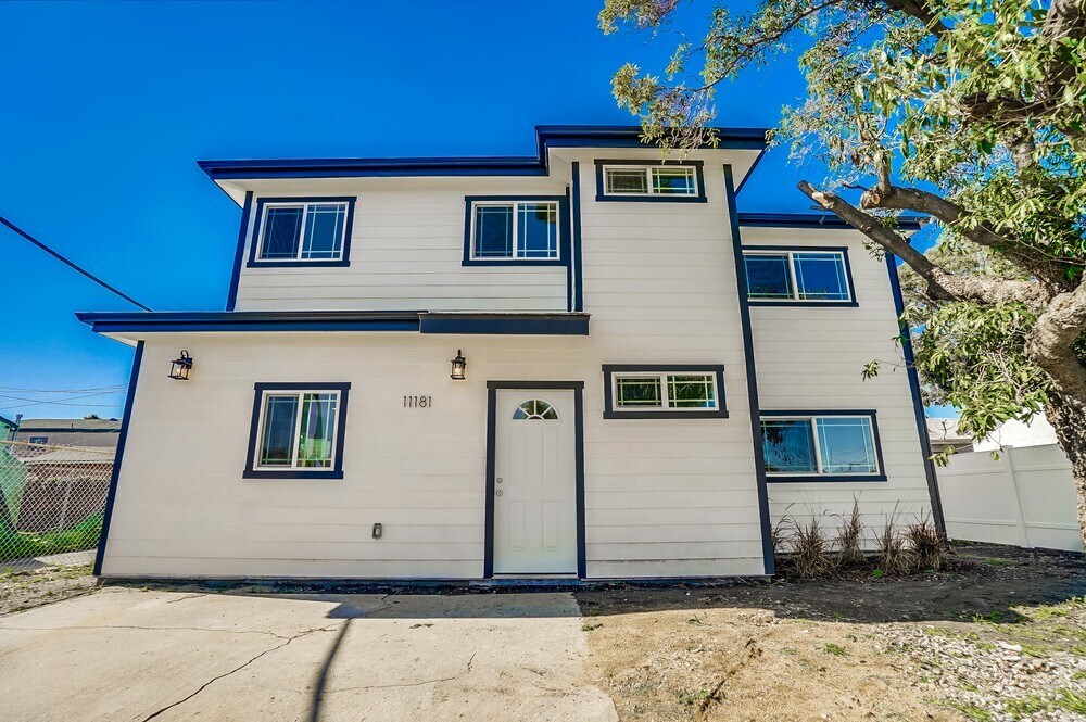 11181 Belhaven St, Los Angeles, CA 90059 - House Rental in Los Angeles ...