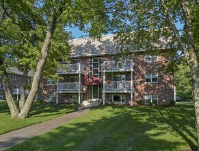 Brook Haven Estates Rentals - Attleboro, MA | Apartments.com