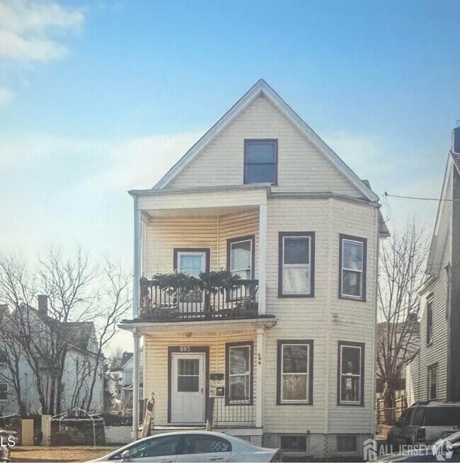 Downtown New Brunswick Apartments for Rent with a Yard - New Brunswick ...