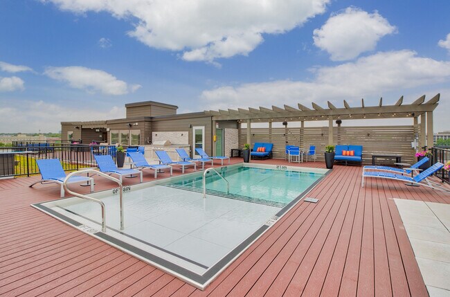 The E'Laan - 515 E Market St Indianapolis, IN 46204 | Apartments.com