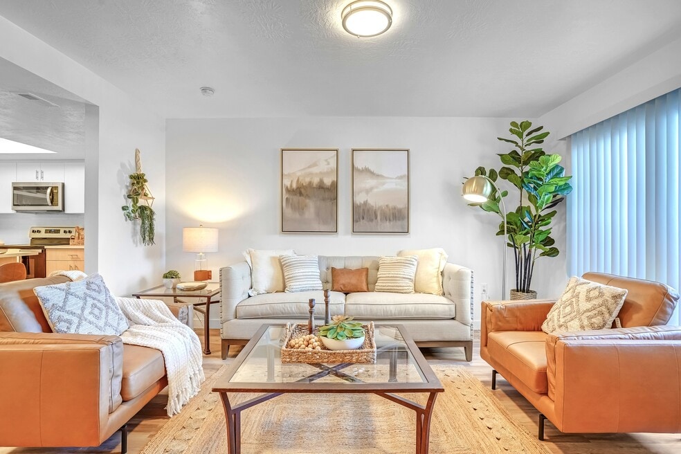 The Veridian Apartments & Townhomes - 1733 West 300 South Syracuse, UT ...