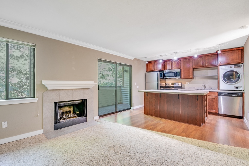 Whispering Brook Apartments - 23407 16th Ave S Des Moines, WA 98198 ...