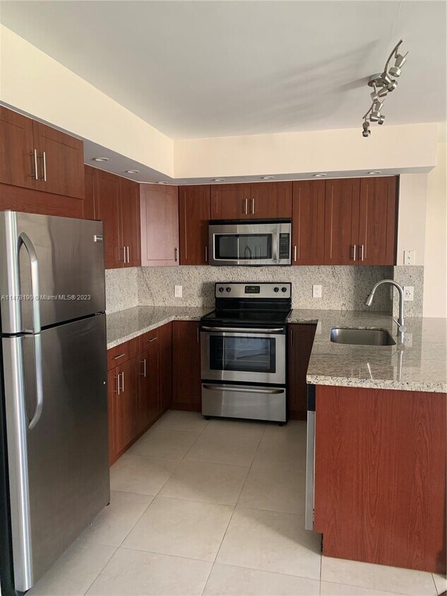 12950 SW 7th Ct Unit 302A, Pembroke Pines, FL 33027 - Condo for Rent in ...