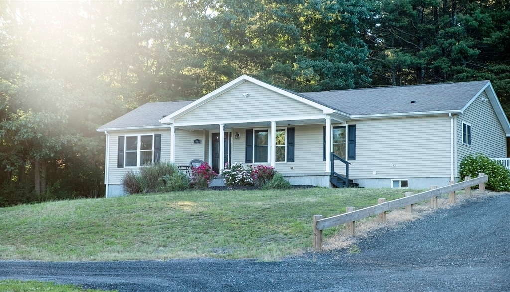 1795 Bay St, Taunton, MA 02780 - House Rental in Taunton, MA ...