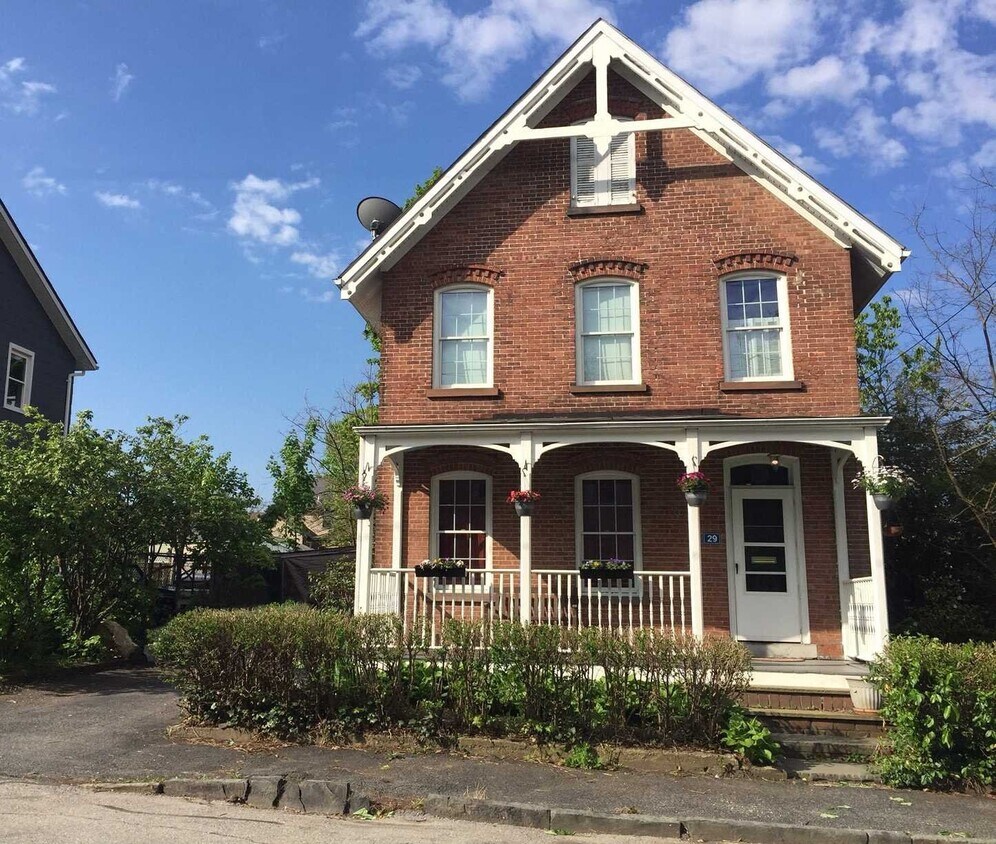 29 Center St, Beacon, NY 12508 - House Rental in Beacon, NY ...