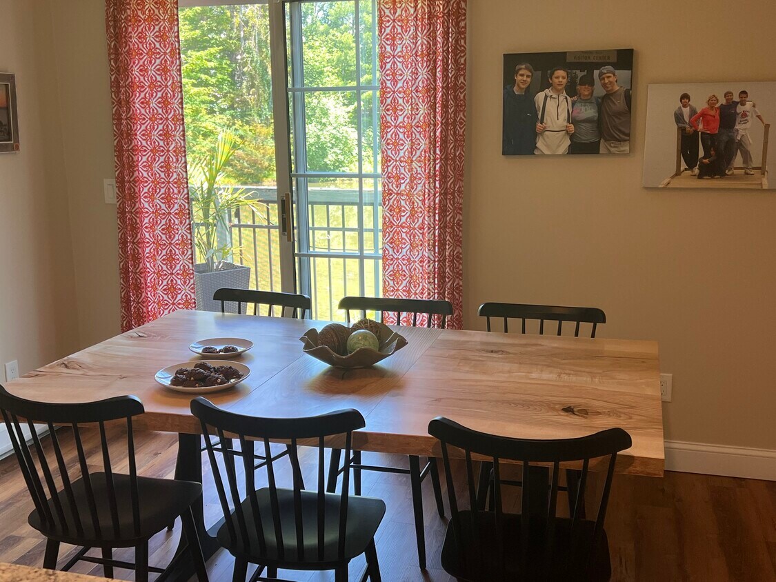 9 Lake Forest Dr Unit 9 Lake Forest, Burlington, VT 05401 - Condo for ...