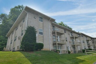 Whitestone Village Apartment Homes Rentals - Allentown, PA | Apartments.com