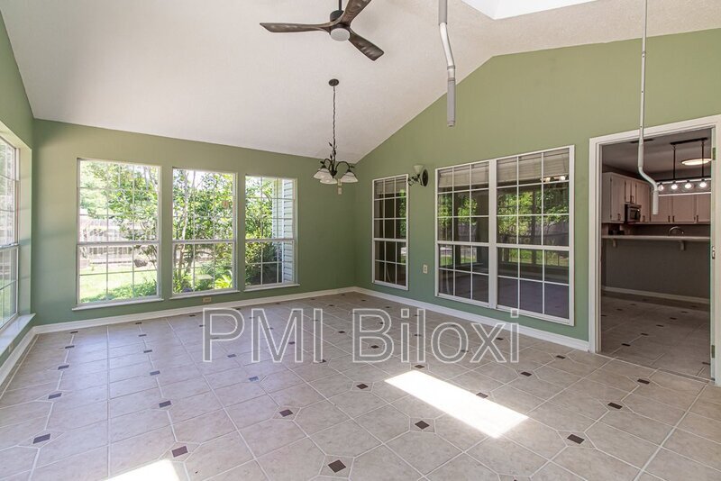 11247 Karli Ln, Biloxi, MS 39532 - House Rental in Biloxi, MS ...