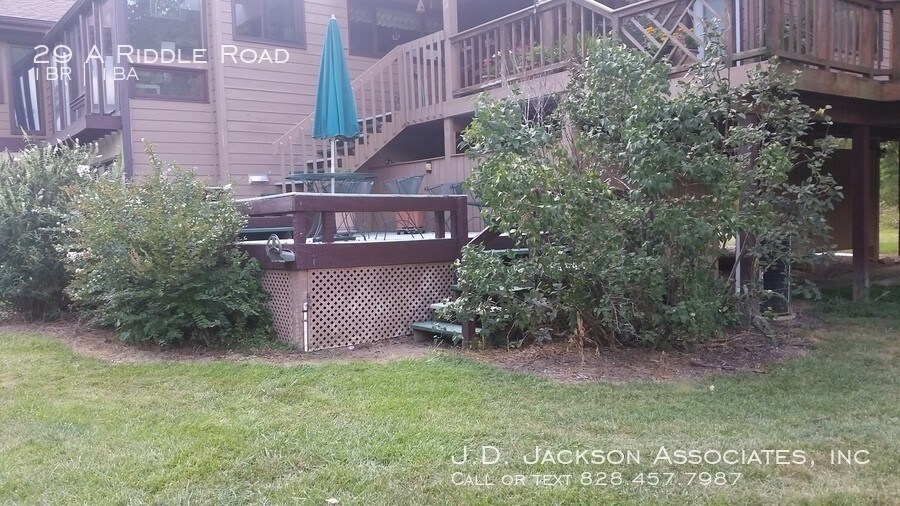 29 Riddle Rd, Barnardsville, NC 28709 - Room for Rent in Barnardsville ...