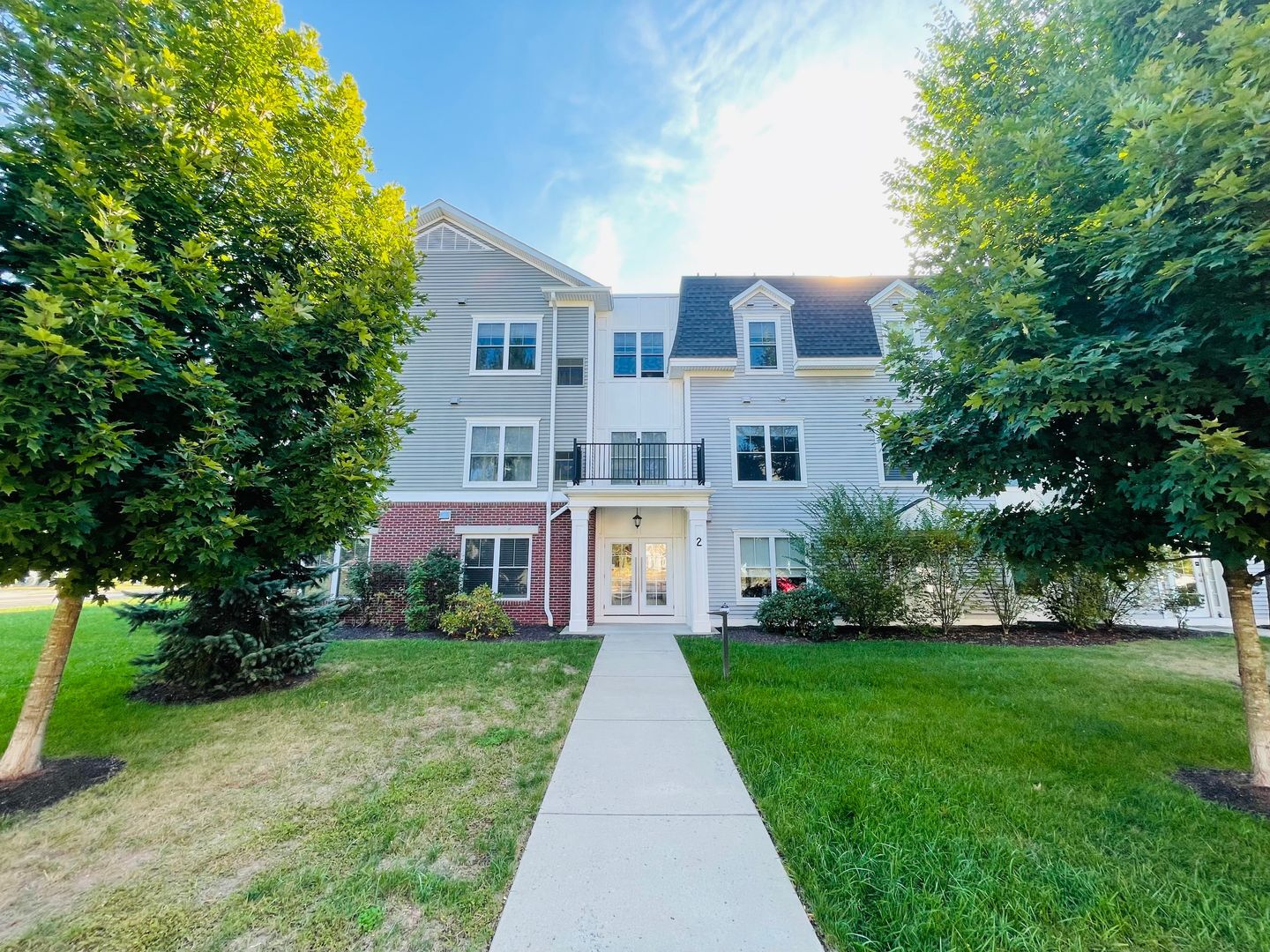 2 Bishop Rd Unit Kingswood Place, West Hartford, CT 06119 - Room for ...
