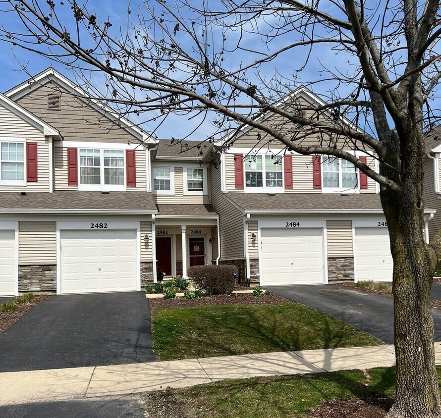 2482 Golf Ridge Cir, Naperville, IL 60563 - Townhome Rentals in ...