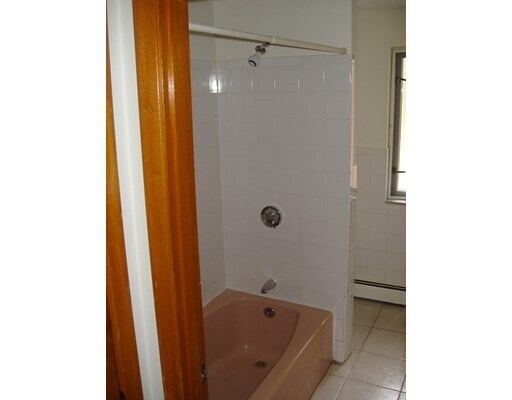 20 Hunt St Unit 25 C, Weymouth, MA 02188 - Condo for Rent in Weymouth ...