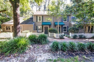 Haile Village Center Apartments under $2,500 - Gainesville, FL - 2 ...