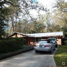 Springtree Apartments for Rent with a Yard - Gainesville, FL - Updated ...