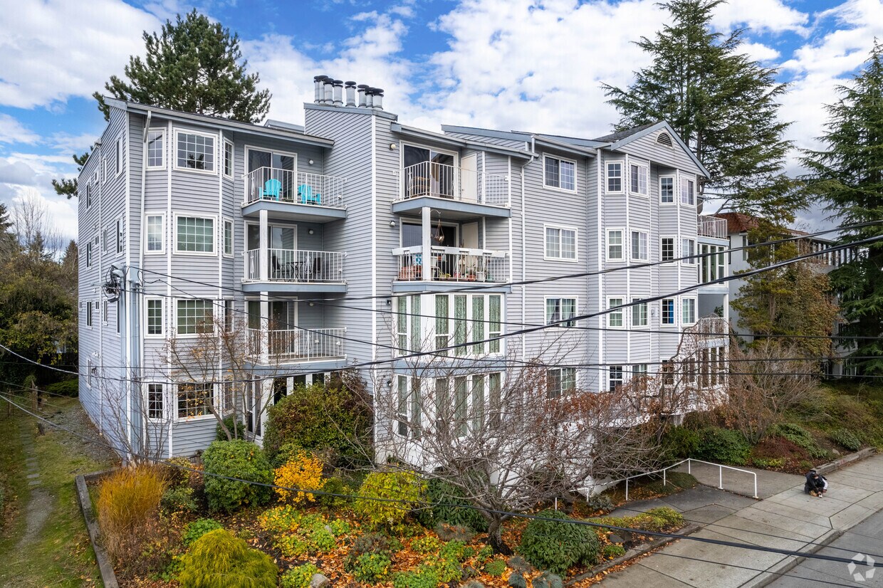 Cimarron Heights - 722 85th St Seattle, WA 98103 | Apartments.com