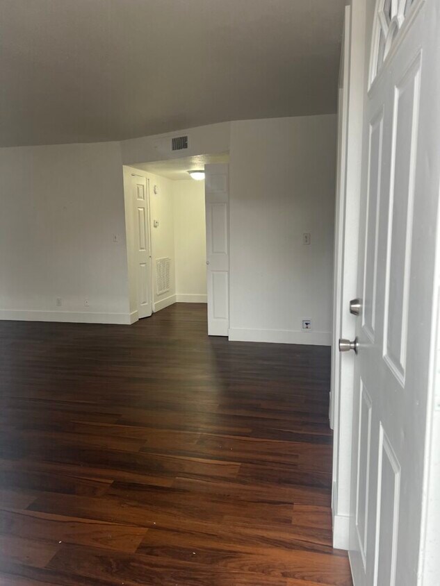 3220 Figler Ct, North Las Vegas, NV 89030 - Apartments in North Las ...