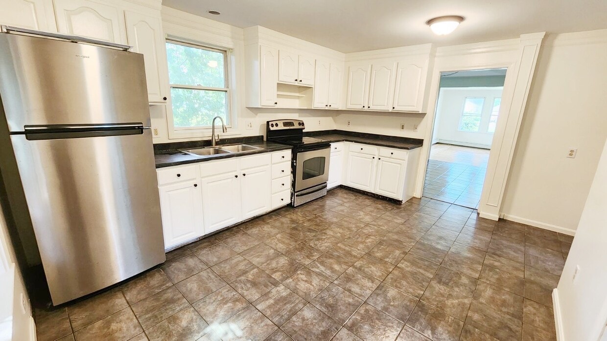 108 Front St, Portland, ME 04103 - House Rental in Portland, ME ...