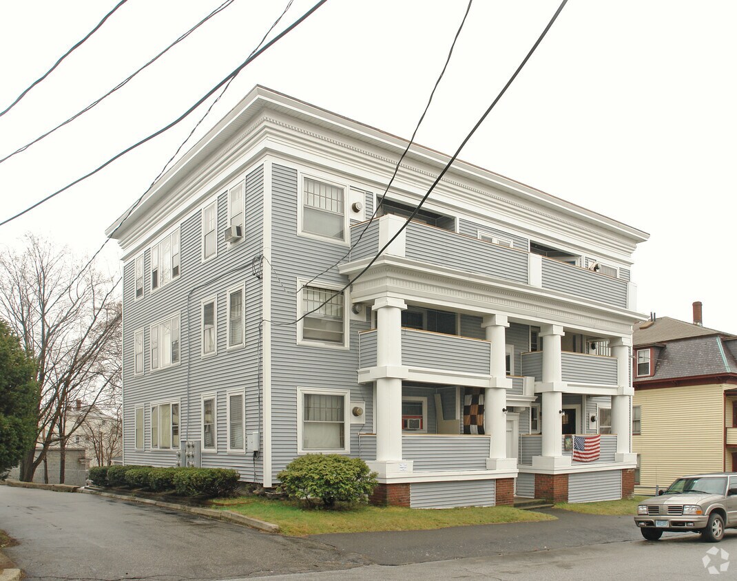 271 Concord St, Manchester, NH 03104 - 271 Concord St Manchester, NH ...