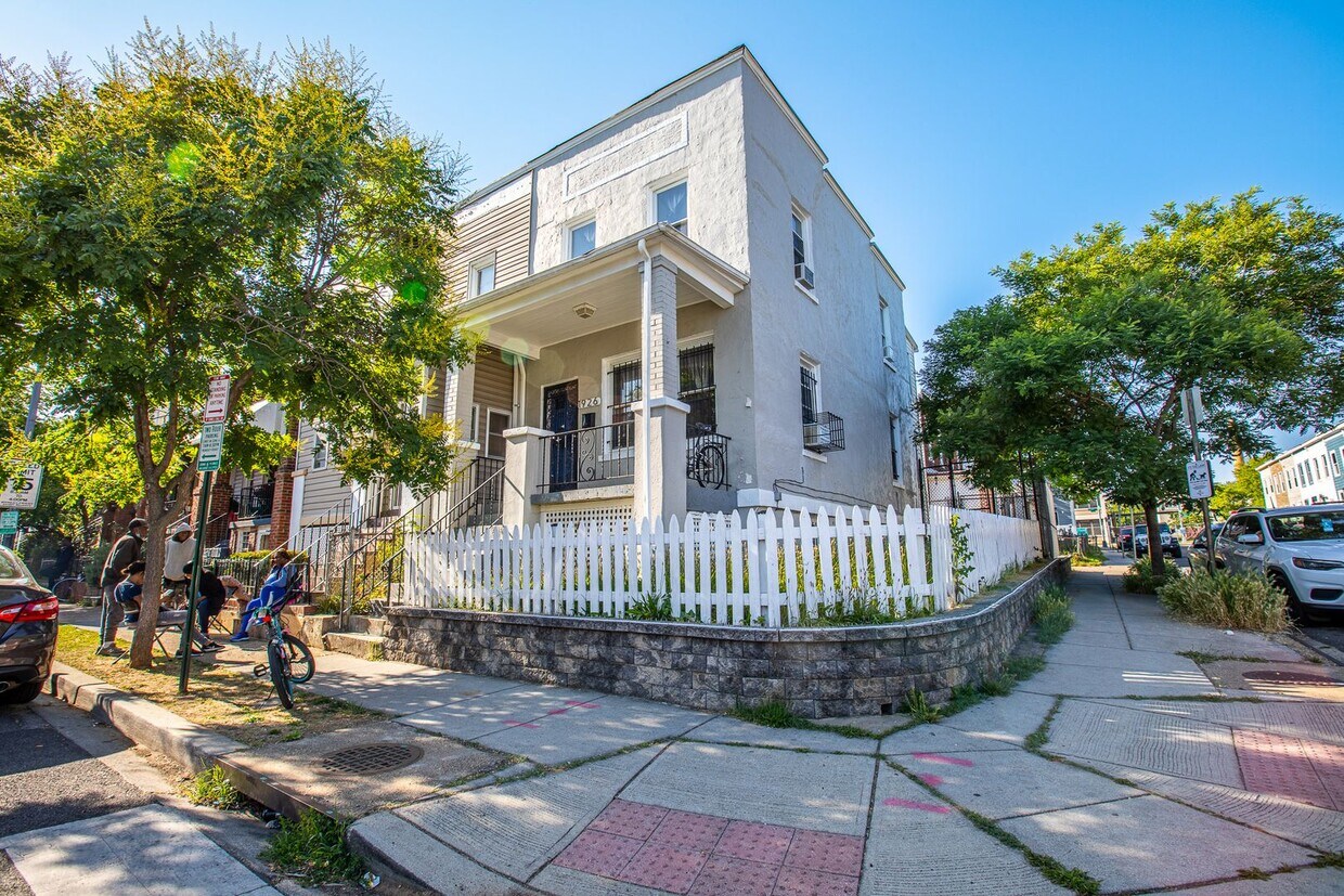 1926 Rosedale St NE, Washington, DC 20002 - Townhome Rentals in ...