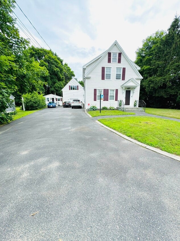 331 King Philip St Unit 2, Raynham, MA 02767 - 331 King Philip St ...