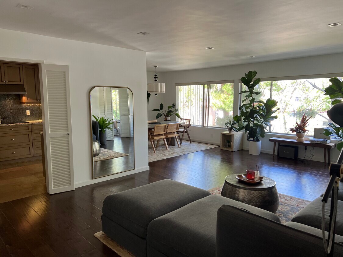 165 N Swall Dr, Beverly Hills, CA 90211 - 165 N Swall Dr Beverly Hills, CA 90211 | Apartments.com