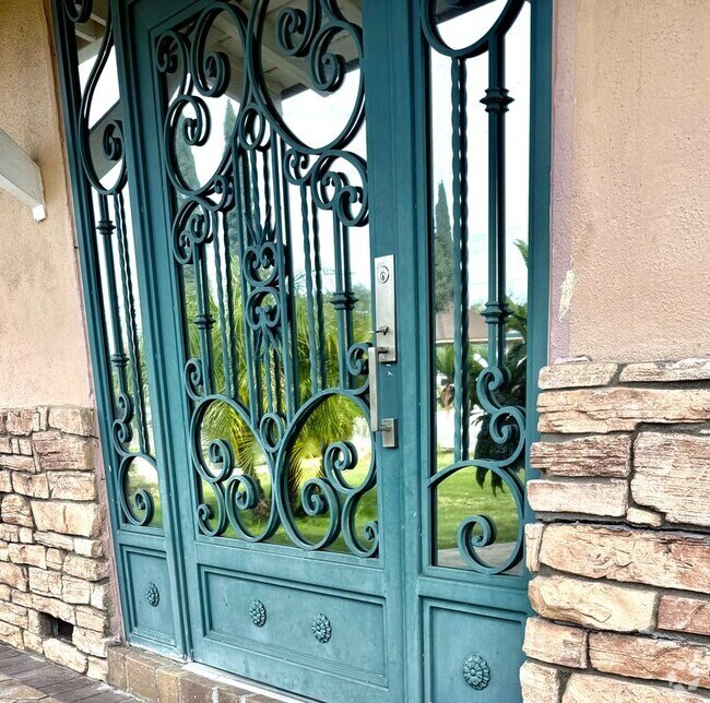 Arlanza Houses for Rent - Riverside, CA