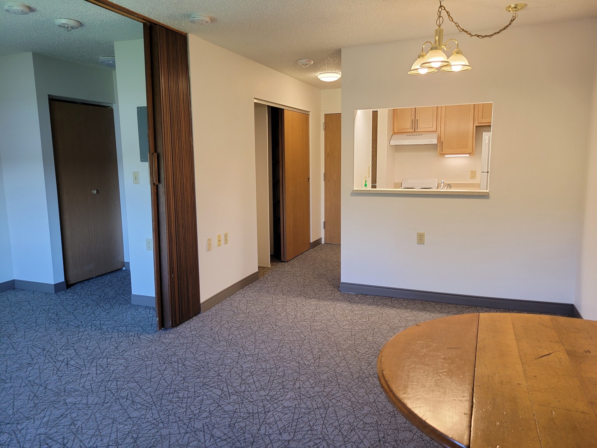 Pilgrim Place Senior Housing (62+) - 741 S Illinois Ave Mason City, IA ...