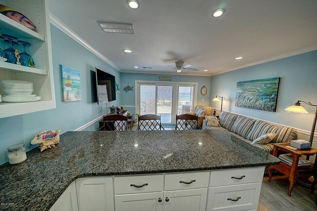 Polynesian Village Apartments - Panama City Beach, FL | Apartments.com