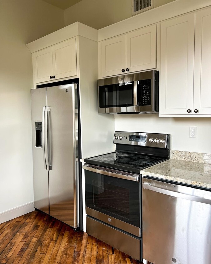 Maple lofts - 35 Maple Ave Sellersville, PA 18960 | Apartments.com