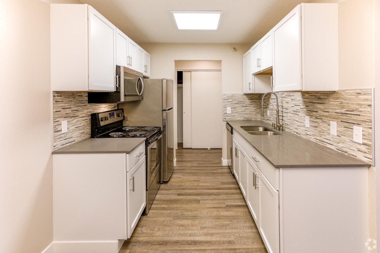 Colonial Estates - 11360 Robinson Dr Nw Coon Rapids, MN 55433 ...